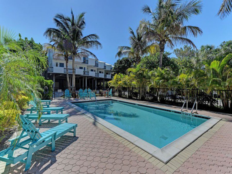 Hidden Cove Resort | Anna Maria Island Resort Rentals